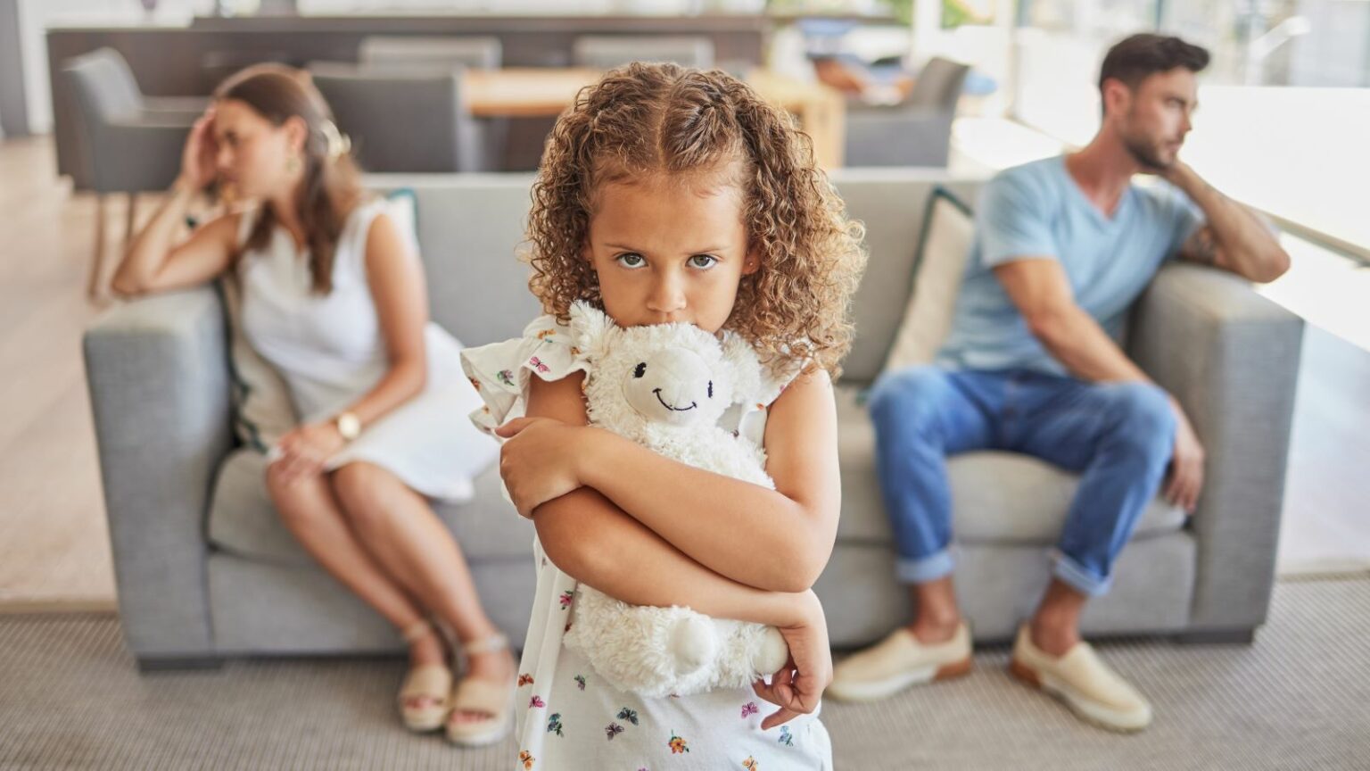 Tipsaholic | Parenting Pitfalls: 13 Red Flags to Watch For!