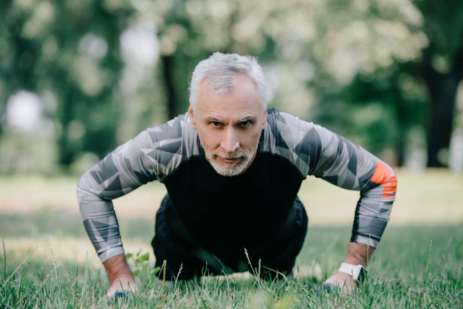 Tipsaholic Embracing Solitude 15 Reasons Older Men Choose To Live Solo